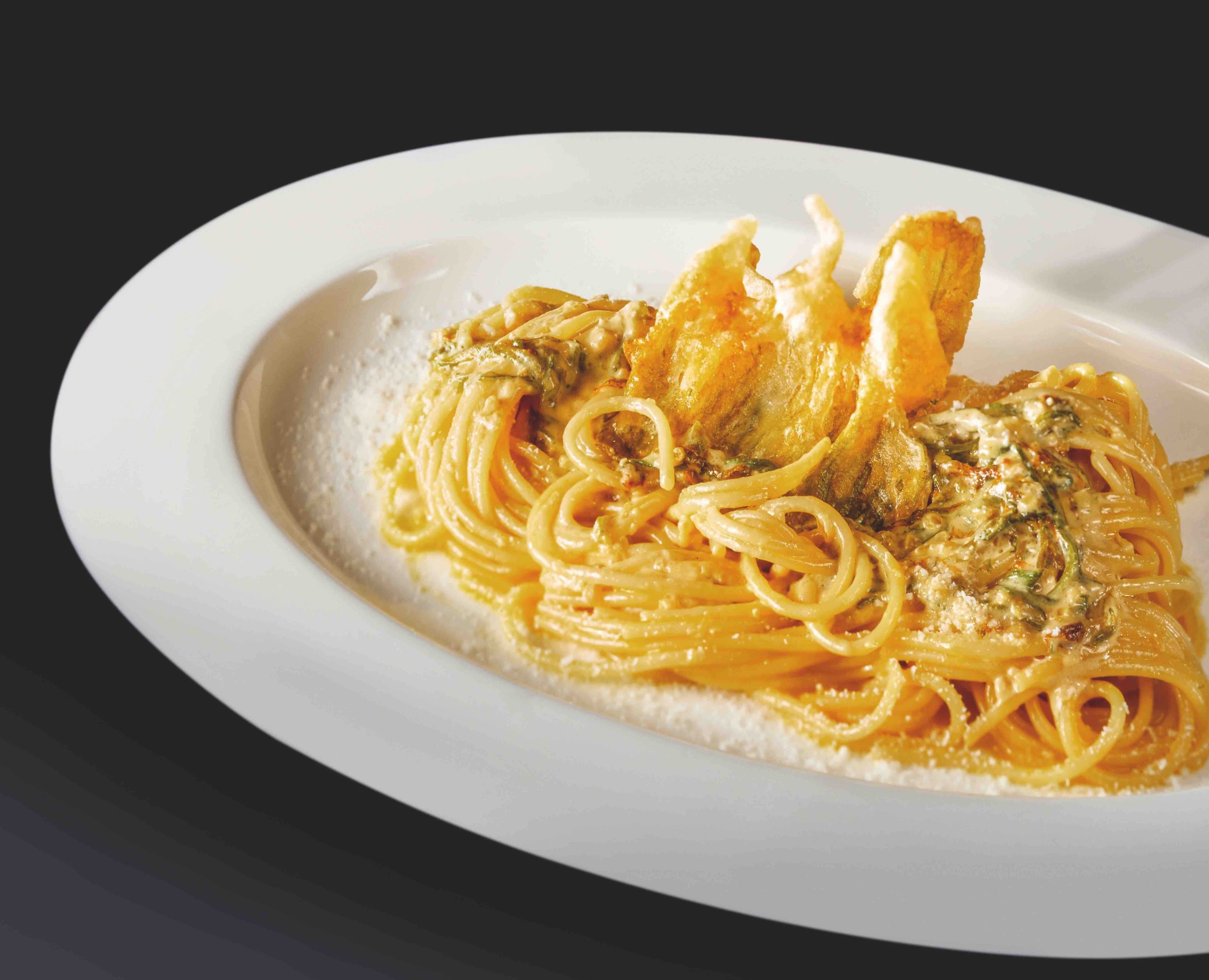 Spaghetti ai fiori di zucca e mascarpone - Gambero Rosso