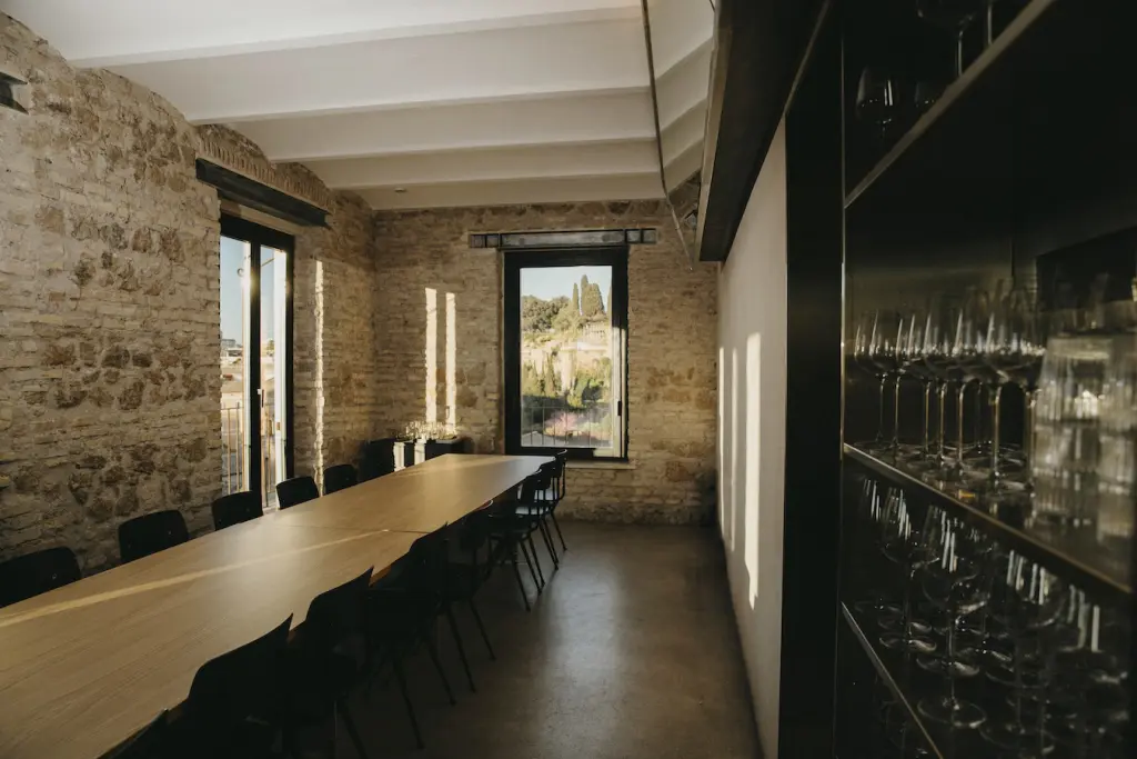 Nel cuore di Roma c'è una terrazza aperta a tutte le ore. La cucina è ...