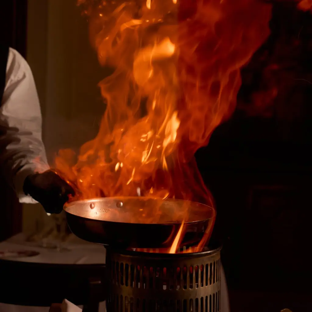 Sabatini Firenze, il ristorante dove cucina, memoria e spettacolo si ...