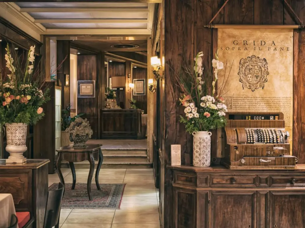 Sabatini Firenze, il ristorante dove cucina, memoria e spettacolo si ...
